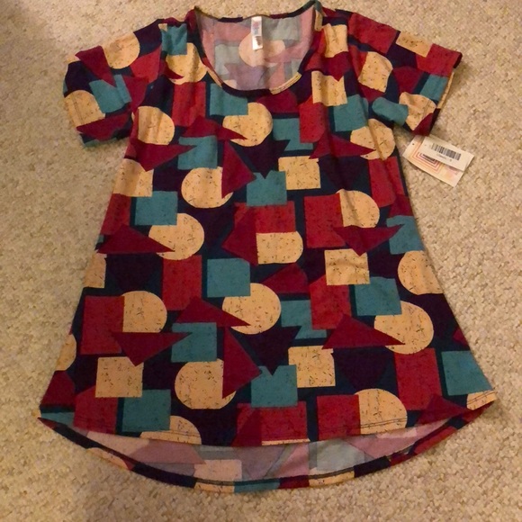 LuLaRoe | Tops | Geometric Lularoe Classic Tee | Poshmark